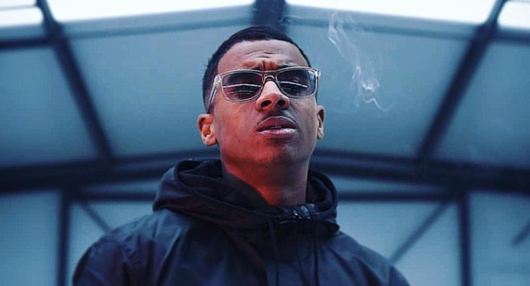 Timal revient en force avec son nouvel album « Arès » [VIDÉO]