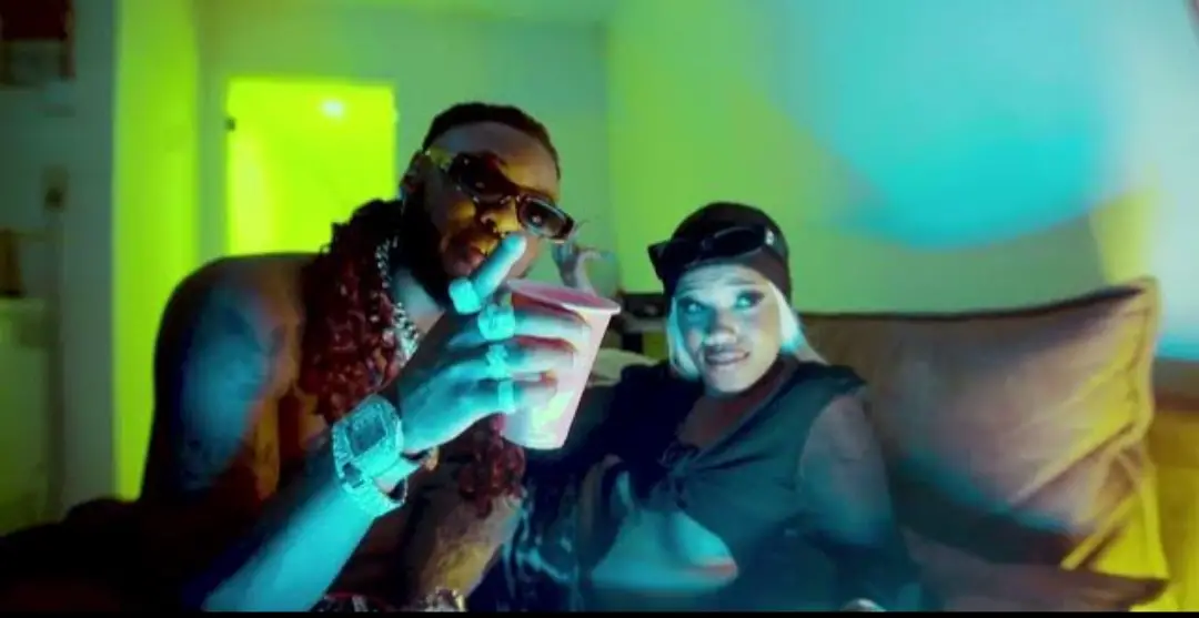 Ty Shaw Hvdes dévoile son nouveau clip "Next Please" en featuring avec ...